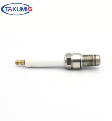 中国 R6GC1-77M ジェネレーター スパークプラグ プラチナ ハイパフォーマンス エンジン インダストリアル用 販売のため