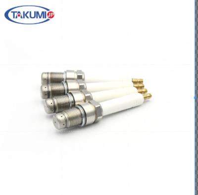 中国 R6GC1-77M ジェネレーター スパークプラグ プラチナ ハイパフォーマンス エンジン インダストリアル用 販売のため