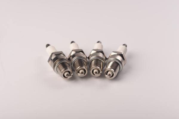 NGK B6HS BP6HS 用の自動スパークプラグ交換