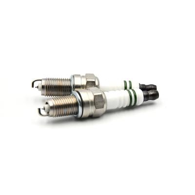 China NGK IKR6G11 IFR6A11 IFR6B Auto Spark Plug Denso SK20R11 SVK20RZ8 Car Plug Para Audi BMW Benz à venda