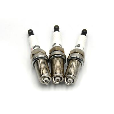 중국 자동 점화 정품 점화 플러그 LBK6RTC 교체 K20HR-U11 90919-01235 판매용