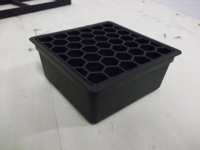 Cina Il servizio di plastica su ordinazione dello stampaggio ad iniezione, plastica ha modellato il contenitore di vassoio del gocciolamento delle parti in vendita