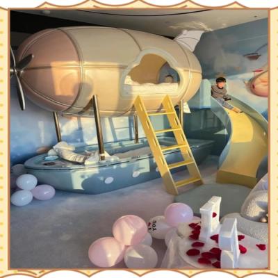 China Babysitting Services and Hardware Included Family Hotel Slide for Families for sale