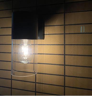 Chine Lampe ambre-clair externe anthracite du mur extérieur IP54 E27 de capteur de mouvement à vendre
