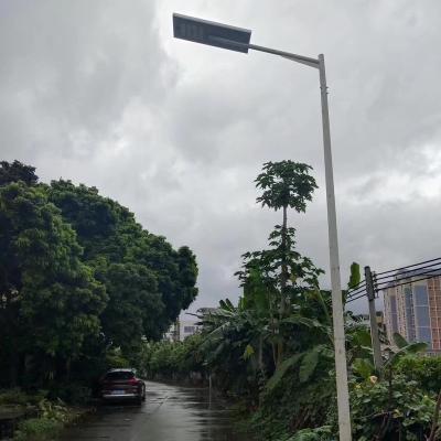 China Remote Control Solar Panel LED Street Light All In One 40W IP66 for sale