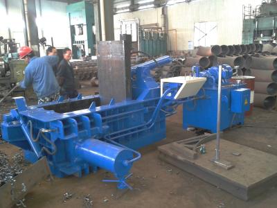 Cina Pressione massima di lavoro 25 MPa Pressa per il compattatore di rottami metallici per l'efficienza e le prestazioni del compattatore di rottami in vendita