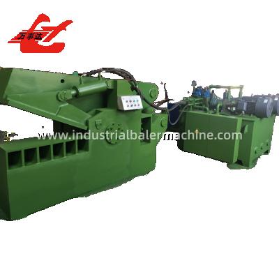 Cina Cesoia a coccodrillo efficiente da 800 tonnellate per rottami metallici per soluzioni di taglio idraulico del metallo in vendita