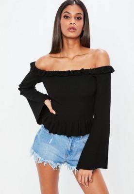 Cina L'arricciamento nero della primavera tricotta le cime dell'abbigliamento della cima del raccolto della donna in vendita