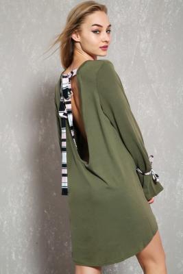 Cina Vestito casuale aperto dalla tunica dell'ultima manica verde oliva sexy del legame indietro per le donne di modo in vendita