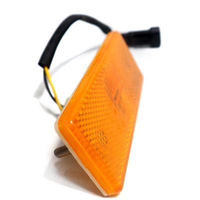 China Luz de marca lateral rectangular de 24V no estándar para autobús King Long Bus en venta