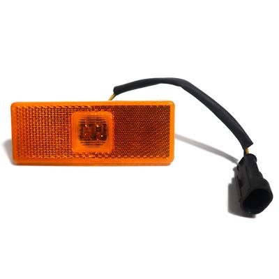 China Luz de marca lateral rectangular de 24V no estándar para autobús King Long Bus en venta