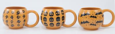 China Halloween Orange Round Bulb Ceramic Mug 3-Piece Set, Cute Spooky Ghost Skull Bat Pumpkin Shape Coffee Cups for sale