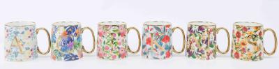 China Personalized Gold Monogram Floral Ceramic Mug, Tropical Botanical Initial Letter Coffee Cup with Gold Rim & Handle for sale