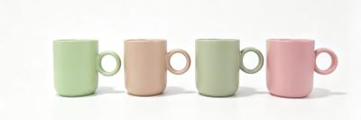 China Minimal Pastel Chunky Ring Handle Solid Color Barrel Mug Collection for sale