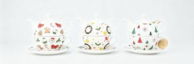 China 3 Styles Christmas Stackable Teapot & Cup Saucer Sets, Festive Gingerbread Wreath Xmas Tree Ceramic Tea for One Gift Sets for sale