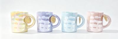 China Pastel Iridescent Hammered Texture Ceramic Mugs, Large Chunky Round Handle Coffee Cups, Shiny Rainbow Glaze Water Mugs for Coffee Tea Milk, Aesthetic Home Decor Gift Mugs for sale