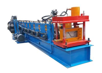 Cina Rotolo della grondaia di alta precisione che forma macchina, macchina della grondaia della pioggia con il motore di azionamento di Hydraulc in vendita
