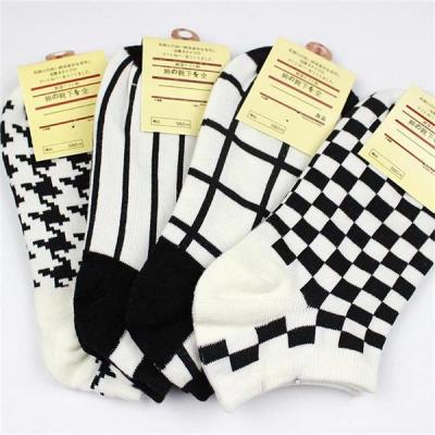 China Fancy patterned ankle socks for men for sale
