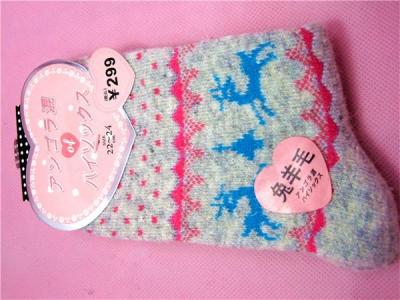 China 2015 Fashion christmas deer patterned design winter wool socks for women for sale