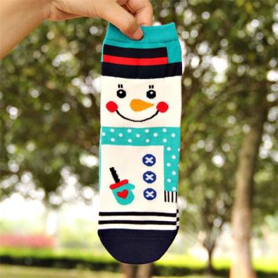 China Colorful christmas snowman patterned design winter cotton socks for women for sale