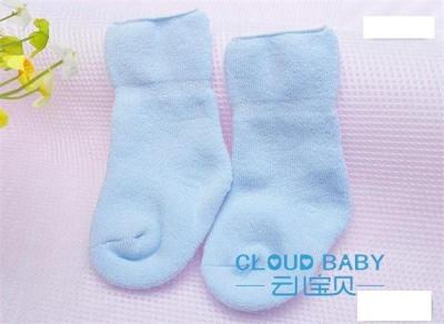 China Solid color knitted terry supersoft eco-friendly cotton socks for baby for sale