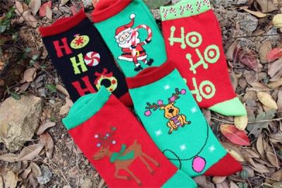 China Promotional cute cartoon christmas patterned design eco-friendly cotton socks for sale