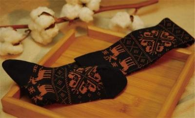 China High quality vintage style christmas deer patterned design cotton winter thick hosiery for sale