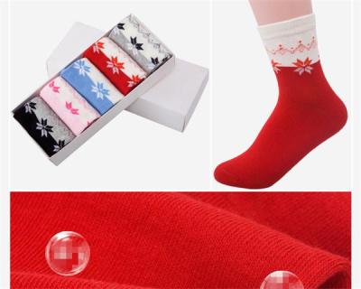 China Hot selling fashion christmas maple weed leaf design AZO-free cotton socks for women for sale