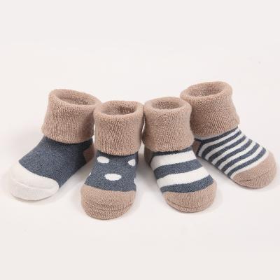 China Colorful fashion knitted terry supersoft eco-friendly lovely cotton socks for infants for sale