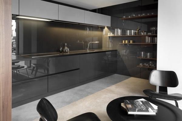 Quality Waterproof Customized Glossy Kitchen Cabinet for New House Kitchen for sale