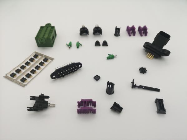 Quality Electronic Insert Precision Parts Molding Plastic Components ISO9001 Certified for sale