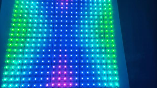 P50 透明なLEDピクセルスクリーン 広角LEDビデオディスプレイ 屋外広告