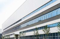 China Prefab Steel Structure Warehouse Designed With Clear Span Construction for sale