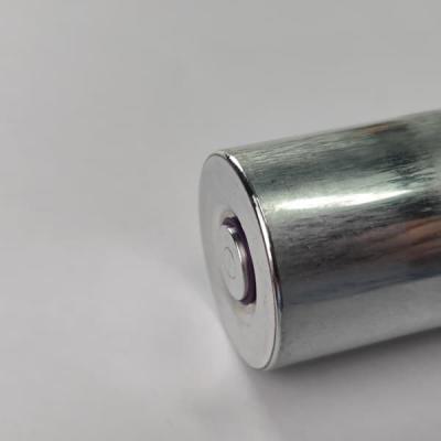 Cina SELLAMENTO E SALDATURA DI BATTERIE CILINDRICHE in vendita
