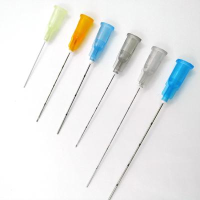 China Feiner medizinischer steriler Cannula-Piercing Nadeln für Spritzen-Hautfüller zu verkaufen