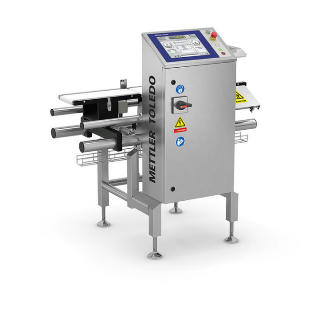 C33 PlusLine Checkweigher in industrial setting