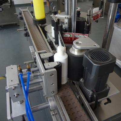 Cina Macchina di Round Bottle Labeling della stampante della data Ym515 automatica per il vetro della plastica dell'animale domestico in vendita