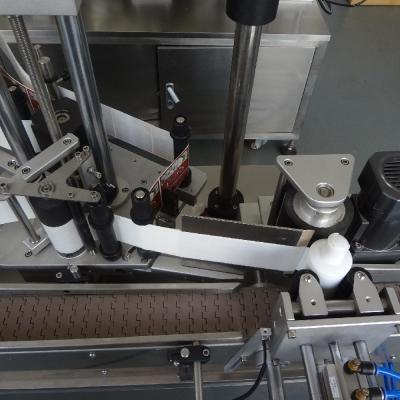 China Chemical Birthday Candle Tube Label Applicator Automatic Oval Bottle Labeling Machine for sale