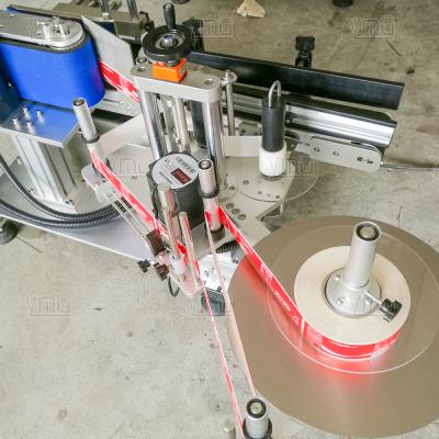 Cina YM400 Etichettatrice Automatica per Bottiglie Rotonde 20-100 Bottiglie/min in vendita