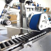 China Automatic Horizontal Labeling Machine 3ml Vial Label Applicator for Essential Oil Bottle Labeling Machine for sale