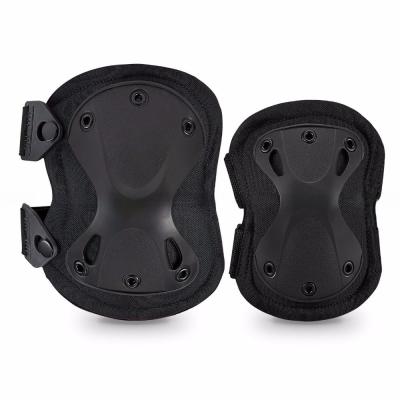 中国 カスタマイズされたロゴ 黒の膝の肘のパッドと耐久的な保護 販売のため