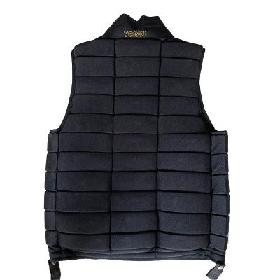 China Colete de proteção corporal leve e personalizável em preto/design personalizado à venda