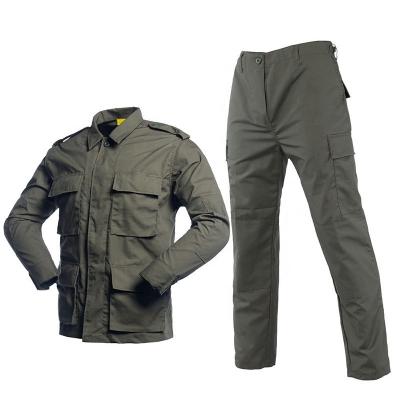 中国 アウトドアアクティビティ カスタム リビア 制服 セットあたり1.5 販売のため