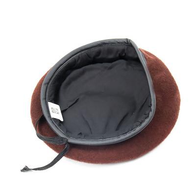 China Gepersonaliseerde ademende comfortabele baret 100% wol materiaal voor volwassenen in casual style Te koop