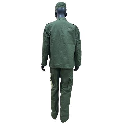 Cina Sport all'aria aperta Uniforme Giacca e pantaloni traspiranti per allenamento con fusione senza cuciture in vendita