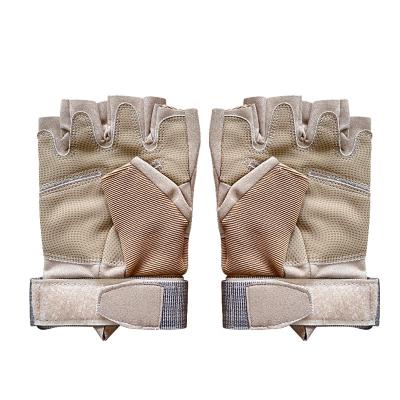Cina Guantoni personalizzati per allenamento di sollevamento pesi in materiale PU/Nylon/Fibra in vendita