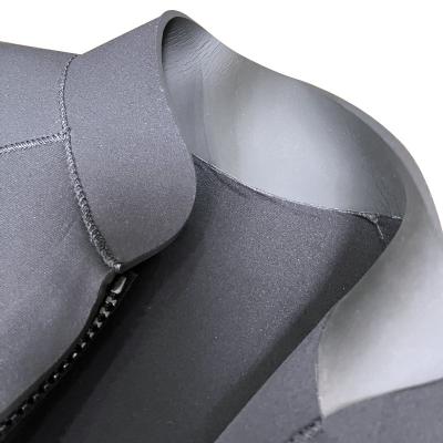 Cina Abito da immersione in neoprene certificato ISO9001 estensibile resistente ai raggi UV per il nuoto in vendita