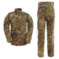 China Customizable and Breathable Training T-shirts with Seamless Fusing Technology for sale