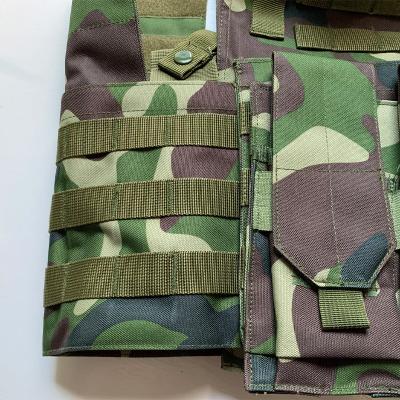 Cina MTV08 Camouflage Breathable Tactical Vest with Molle system in vendita