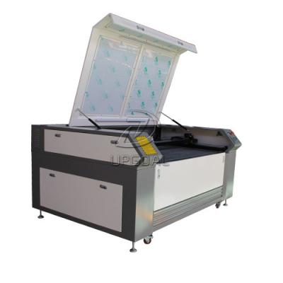 China 1600*1000mm High Precision Cloth Dotting Cutting Co2 Laser Cutting Machine 90W for sale